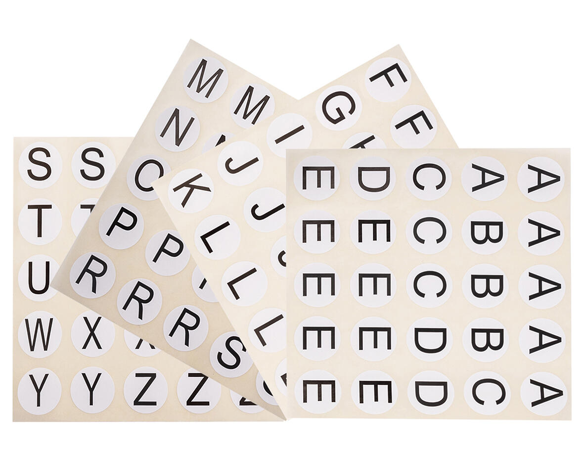 14129 - SACHET DE 900 GOMMETTES - ALPHABET